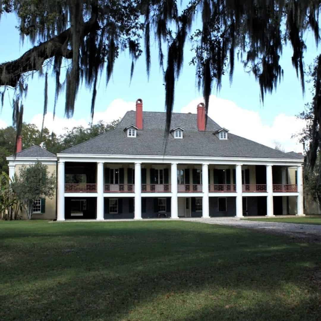 Destrehan Plantation & Small Airboat Combo with Transportation from New ...