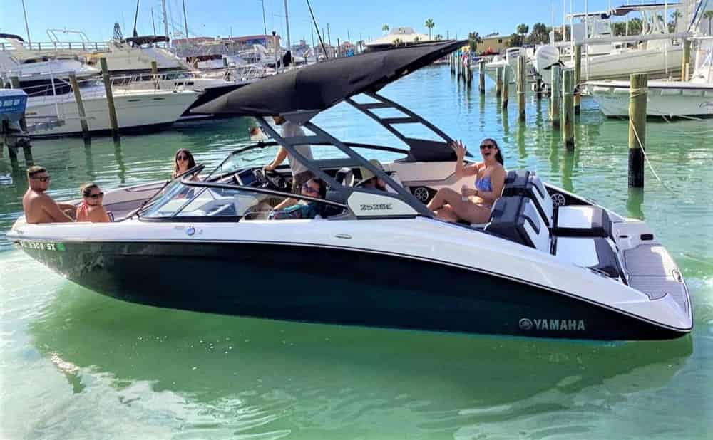 24-foot Jet Boat Charter - TripShock!