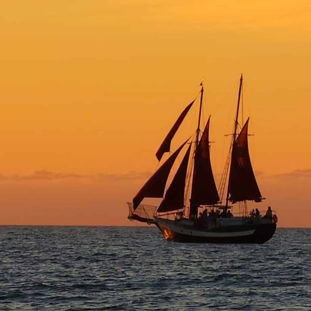 St. Petersburg: Private Sunset Sail aboard the Schooner Suncoast ...