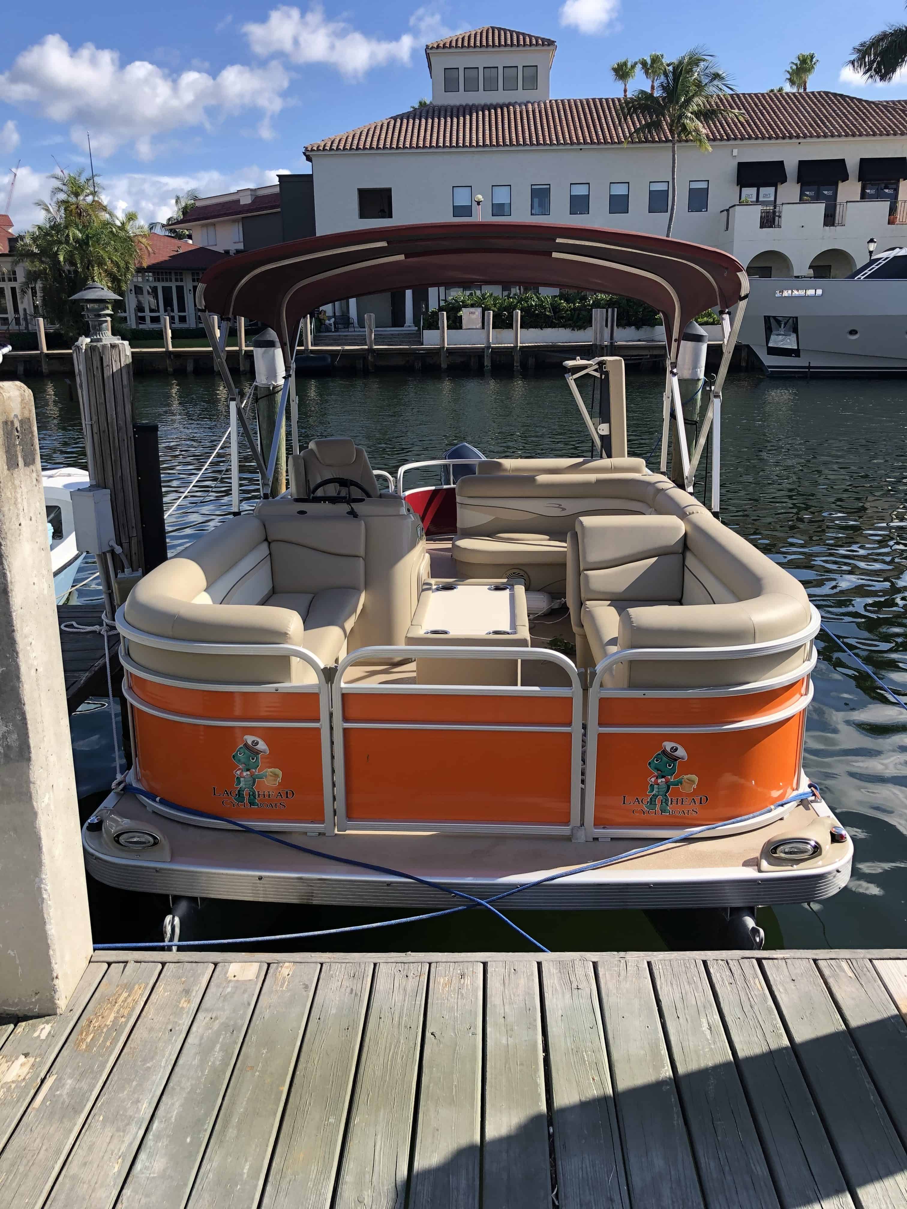 Pontoon Party Boats